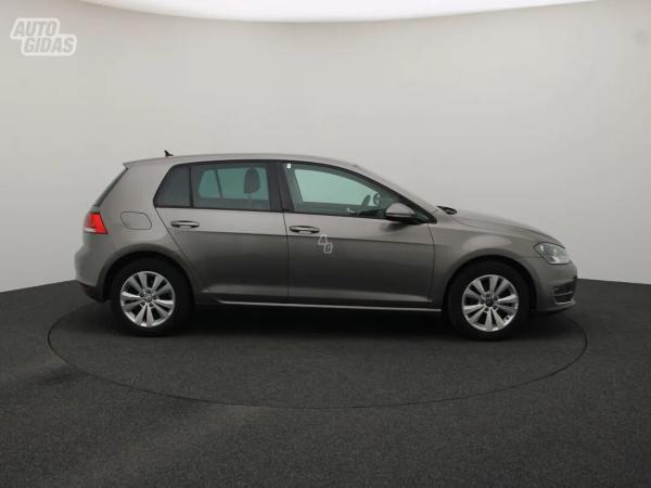Grey Volkswagen Golf 2014 in Vilnius, with an engine capacity of 1.20 L and mileage of 255 thousand km for 6299 €, photo 9 on AUTOMOTO.COM.LV