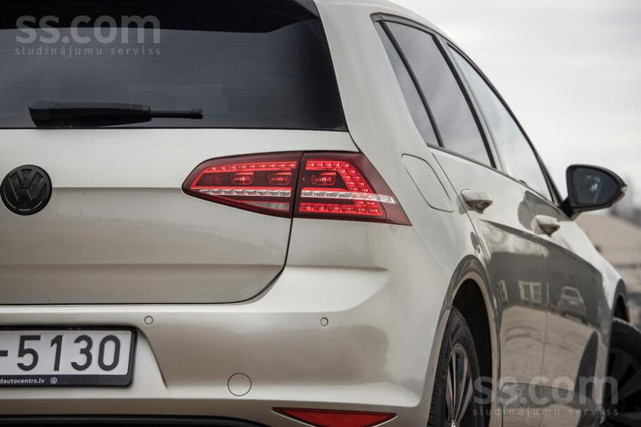 Pelēks Volkswagen Golf 2014 Tukums, ar dzinēja tilpumu 1.60 L un nobraukumu 0 tūkst. km par 8000 €, foto 8 vietnē AUTOMOTO.COM.LV