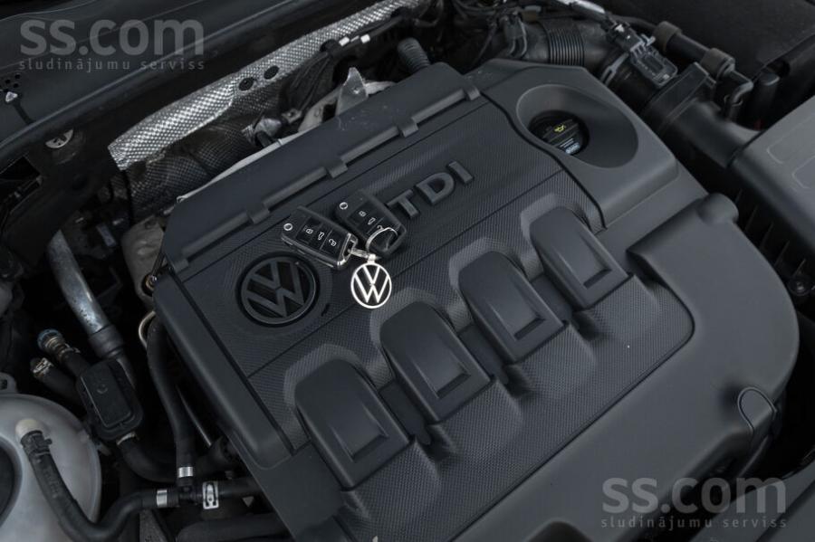 Pelēks Volkswagen Golf 2014 Tukums, ar dzinēja tilpumu 1.60 L un nobraukumu 0 tūkst. km par 8000 €, foto 28 vietnē AUTOMOTO.COM.LV
