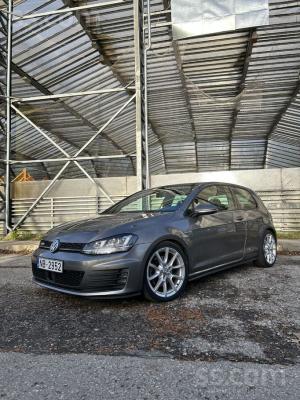Pelēks Volkswagen Golf 2014 Rīga, ar dzinēja tilpumu 2.00 L un nobraukumu 325 tūkst. km par 8490 €, foto 4 vietnē AUTOMOTO.COM.LV