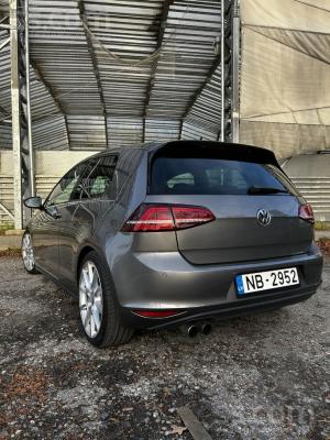 Pelēks Volkswagen Golf 2014 Rīga, ar dzinēja tilpumu 2.00 L un nobraukumu 325 tūkst. km par 8490 €, foto 6 vietnē AUTOMOTO.COM.LV