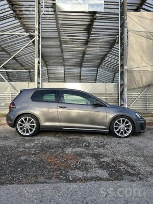 Pelēks Volkswagen Golf 2014 Rīga, ar dzinēja tilpumu 2.00 L un nobraukumu 325 tūkst. km par 8490 €, foto 9 vietnē AUTOMOTO.COM.LV