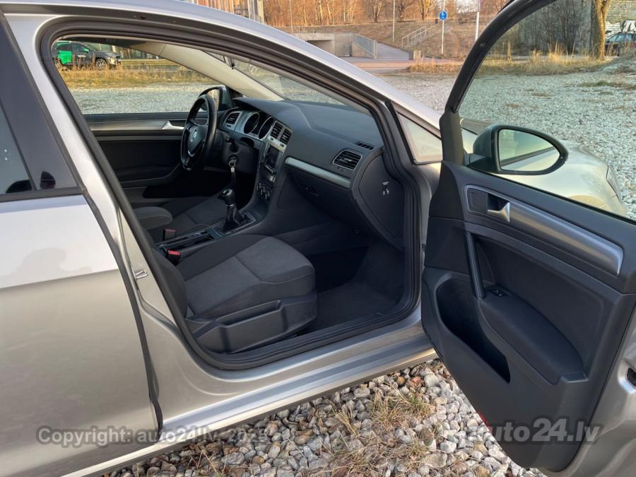 Pelēks Volkswagen Golf 2014 Tallina, ar dzinēja tilpumu 1.40 L un nobraukumu 231 tūkst. km par 6000 €, foto 12 vietnē AUTOMOTO.COM.LV