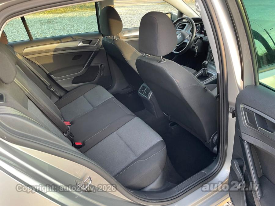 Pelēks Volkswagen Golf 2014 Tallina, ar dzinēja tilpumu 1.40 L un nobraukumu 231 tūkst. km par 6000 €, foto 14 vietnē AUTOMOTO.COM.LV