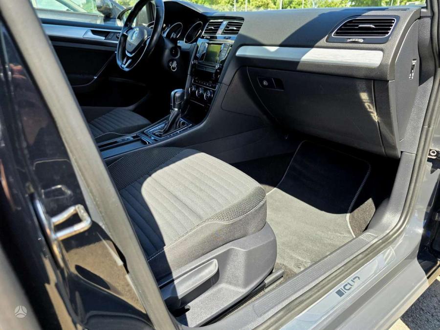 Pelēks Volkswagen Golf 2014 Marijampole, ar dzinēja tilpumu 1.40 L un nobraukumu 221 tūkst. km par 8200 €, foto 12 vietnē AUTOMOTO.COM.LV