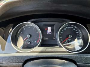 Pelēks Volkswagen Golf 2014 Marijampole, ar dzinēja tilpumu 1.40 L un nobraukumu 221 tūkst. km par 8200 €, foto 14 vietnē AUTOMOTO.COM.LV