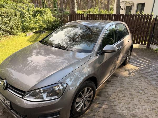 Grey Volkswagen Golf 2014 in Riga, with an engine capacity of 1.60 L and mileage of 240 thousand km for 5999 €, photo 3 on AUTOMOTO.COM.LV