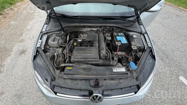 Pelēks Volkswagen Golf 2014 Rīga, ar dzinēja tilpumu 1.20 L un nobraukumu 286 tūkst. km par 2800 €, foto 5 vietnē AUTOMOTO.COM.LV