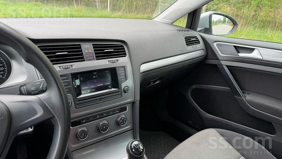 Pelēks Volkswagen Golf 2014 Rīga, ar dzinēja tilpumu 1.20 L un nobraukumu 286 tūkst. km par 2800 €, foto 7 vietnē AUTOMOTO.COM.LV