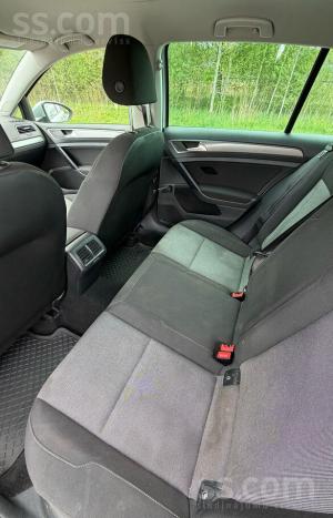 Pelēks Volkswagen Golf 2014 Rīga, ar dzinēja tilpumu 1.20 L un nobraukumu 286 tūkst. km par 2800 €, foto 9 vietnē AUTOMOTO.COM.LV