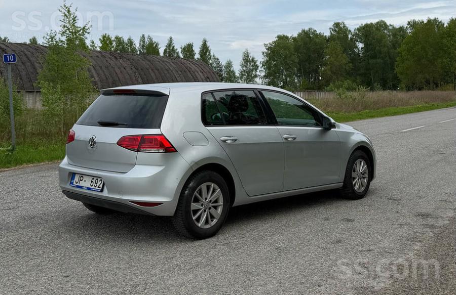 Pelēks Volkswagen Golf 2014 Rīga, ar dzinēja tilpumu 1.20 L un nobraukumu 286 tūkst. km par 2800 €, foto 11 vietnē AUTOMOTO.COM.LV