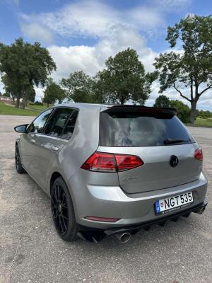 Grey Volkswagen Golf 2014 in Kaunas, with an engine capacity of 1.60 L and mileage of 289 thousand km for 7500 €, photo 10 on AUTOMOTO.COM.LV