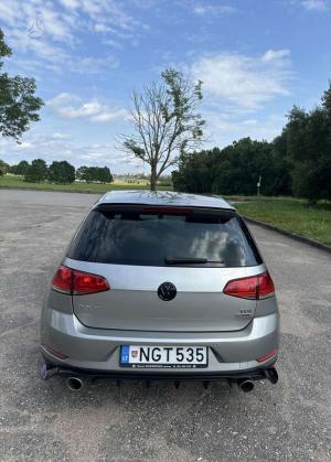 Grey Volkswagen Golf 2014 in Kaunas, with an engine capacity of 1.60 L and mileage of 289 thousand km for 7500 €, photo 12 on AUTOMOTO.COM.LV
