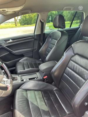 Grey Volkswagen Golf 2014 in Kaunas, with an engine capacity of 1.60 L and mileage of 289 thousand km for 7500 €, photo 19 on AUTOMOTO.COM.LV