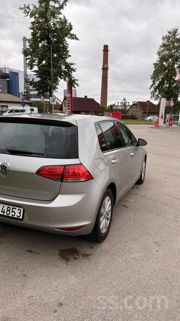 Pelēks Volkswagen Golf 2014 Dobele, ar dzinēja tilpumu 1.40 L un nobraukumu 438 tūkst. km par 4500 €, foto 4 vietnē AUTOMOTO.COM.LV