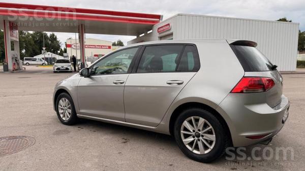 Pelēks Volkswagen Golf 2014 Dobele, ar dzinēja tilpumu 1.40 L un nobraukumu 438 tūkst. km par 4500 €, foto 3 vietnē AUTOMOTO.COM.LV