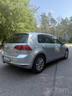 Pelēks Volkswagen Golf 2014 Rīga, ar dzinēja tilpumu 1.40 L un nobraukumu 186 tūkst. km par 5700 €, foto 6 vietnē AUTOMOTO.COM.LV