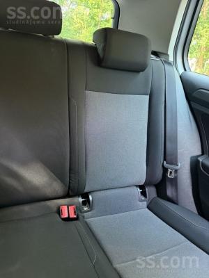 Pelēks Volkswagen Golf 2014 Rīga, ar dzinēja tilpumu 1.40 L un nobraukumu 186 tūkst. km par 5700 €, foto 13 vietnē AUTOMOTO.COM.LV