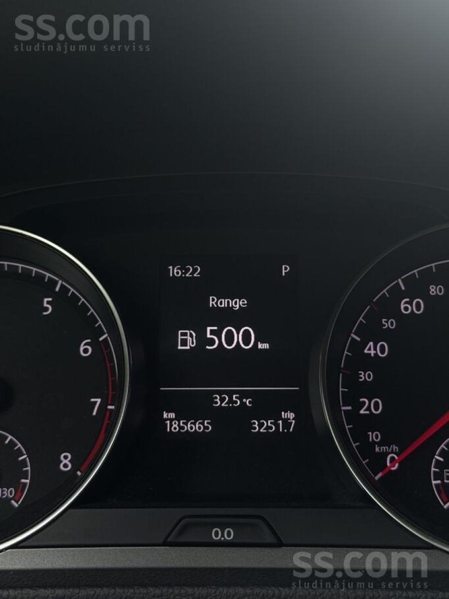 Pelēks Volkswagen Golf 2014 Rīga, ar dzinēja tilpumu 1.40 L un nobraukumu 186 tūkst. km par 5700 €, foto 15 vietnē AUTOMOTO.COM.LV