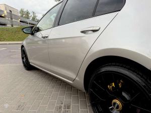 Grey Volkswagen Golf 2014 in Vilnius, with an engine capacity of 0.00 L and mileage of 269 thousand km for 8900 €, photo 12 on AUTOMOTO.COM.LV