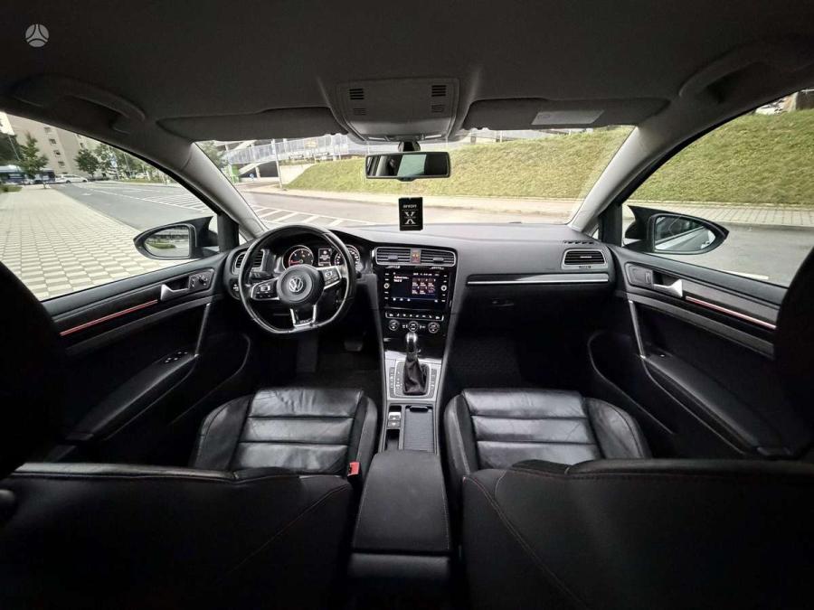 Grey Volkswagen Golf 2014 in Vilnius, with an engine capacity of 0.00 L and mileage of 269 thousand km for 8900 €, photo 19 on AUTOMOTO.COM.LV