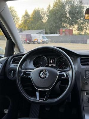 Grey Volkswagen Golf 2014 in Kaunas, with an engine capacity of 1.60 L and mileage of 285 thousand km for 5350 €, photo 16 on AUTOMOTO.COM.LV