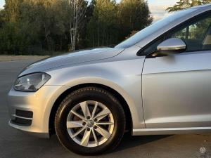 Grey Volkswagen Golf 2014 in Kaunas, with an engine capacity of 1.60 L and mileage of 285 thousand km for 5350 €, photo 23 on AUTOMOTO.COM.LV