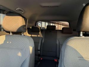 Grey Volkswagen Golf 2014 in Kaunas, with an engine capacity of 1.60 L and mileage of 285 thousand km for 5350 €, photo 46 on AUTOMOTO.COM.LV