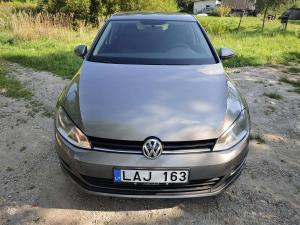 Pelēks Volkswagen Golf 2014 Viļņa, ar dzinēja tilpumu 1.20 L un nobraukumu 204 tūkst. km par 4300 €, foto 3 vietnē AUTOMOTO.COM.LV