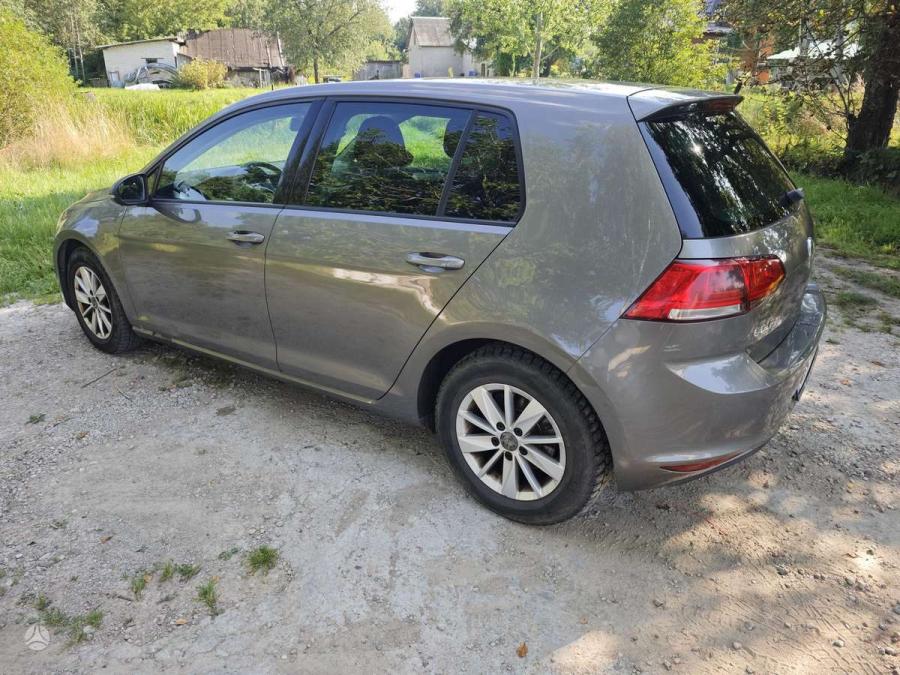 Pelēks Volkswagen Golf 2014 Viļņa, ar dzinēja tilpumu 1.20 L un nobraukumu 204 tūkst. km par 4300 €, foto 8 vietnē AUTOMOTO.COM.LV