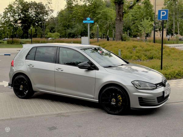 Grey Volkswagen Golf 2014 in Vilnius, with an engine capacity of 0.00 L and mileage of 279 thousand km for 7900 €, photo 8 on AUTOMOTO.COM.LV
