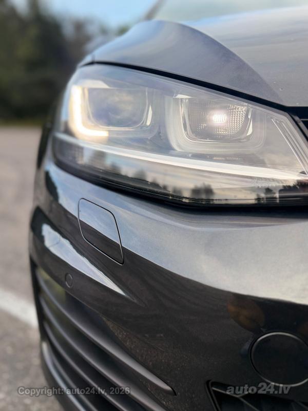 Grey Volkswagen Golf 2014 in Tallinn, with an engine capacity of 2.00 L and mileage of 190 thousand km for 14299 €, photo 9 on AUTOMOTO.COM.LV