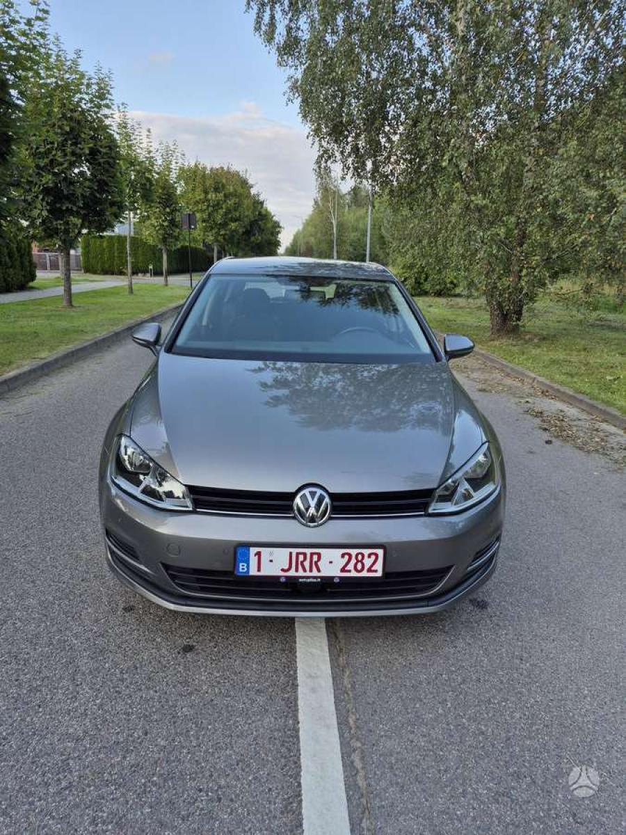 Pelēks Volkswagen Golf 2014 Viļņa, ar dzinēja tilpumu 1.60 L un nobraukumu 274 tūkst. km par 5900 €, foto 1 vietnē AUTOMOTO.COM.LV