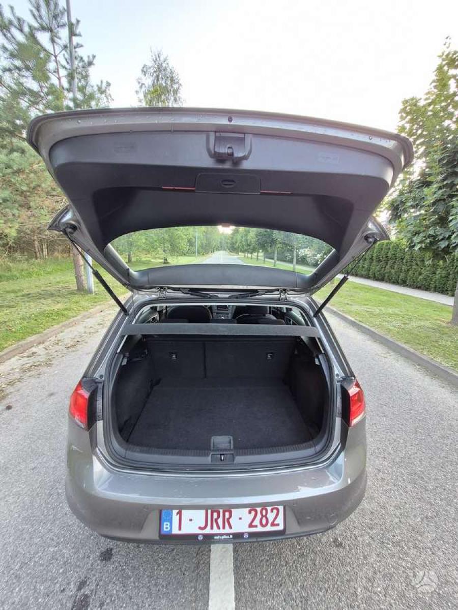 Pelēks Volkswagen Golf 2014 Viļņa, ar dzinēja tilpumu 1.60 L un nobraukumu 274 tūkst. km par 5900 €, foto 10 vietnē AUTOMOTO.COM.LV