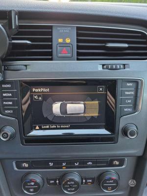 Pelēks Volkswagen Golf 2014 Viļņa, ar dzinēja tilpumu 1.60 L un nobraukumu 274 tūkst. km par 5900 €, foto 17 vietnē AUTOMOTO.COM.LV