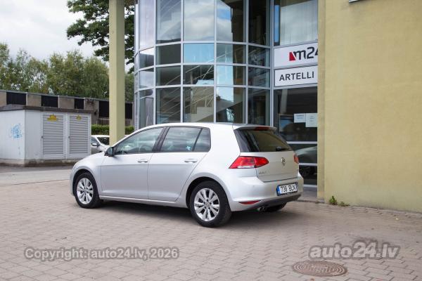 Pelēks Volkswagen Golf 2014 Tallina, ar dzinēja tilpumu 1.40 L un nobraukumu 127 tūkst. km par 7990 €, foto 8 vietnē AUTOMOTO.COM.LV