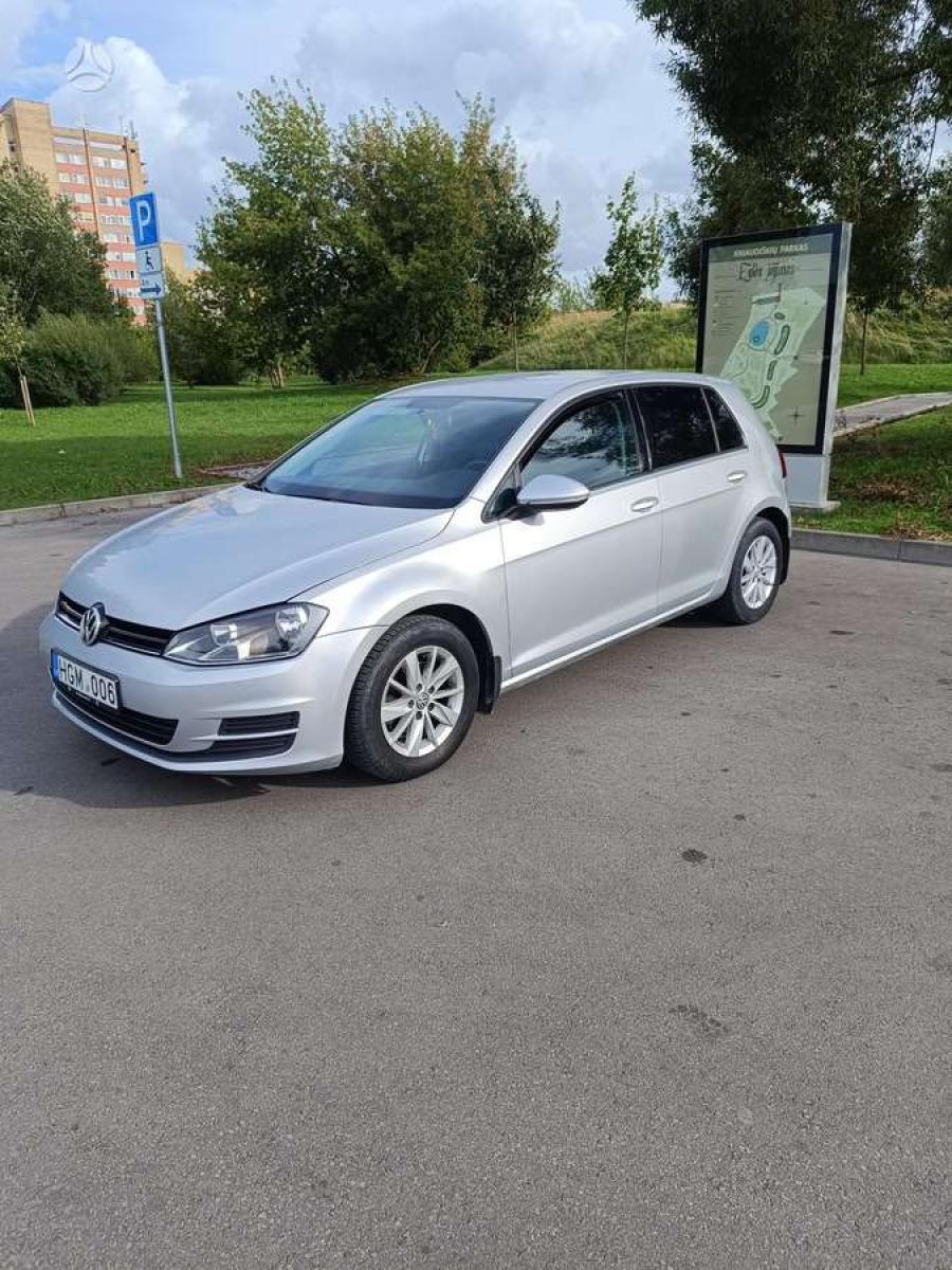 Pelēks Volkswagen Golf 2014 Panevēža, ar dzinēja tilpumu 1.20 L un nobraukumu 154 tūkst. km par 6750 €, foto 1 vietnē AUTOMOTO.COM.LV