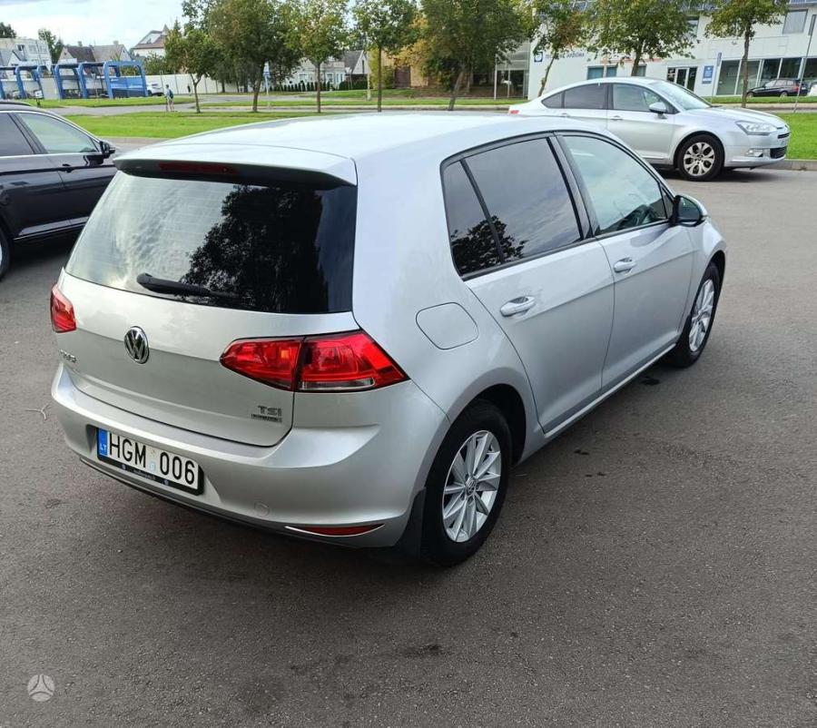 Pelēks Volkswagen Golf 2014 Panevēža, ar dzinēja tilpumu 1.20 L un nobraukumu 154 tūkst. km par 6750 €, foto 5 vietnē AUTOMOTO.COM.LV