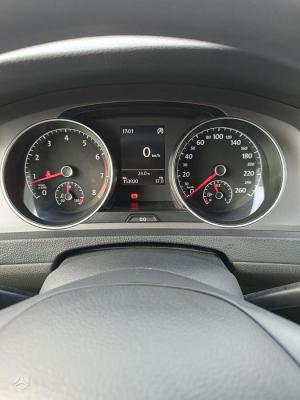 Pelēks Volkswagen Golf 2014 Panevēža, ar dzinēja tilpumu 1.20 L un nobraukumu 154 tūkst. km par 6750 €, foto 10 vietnē AUTOMOTO.COM.LV