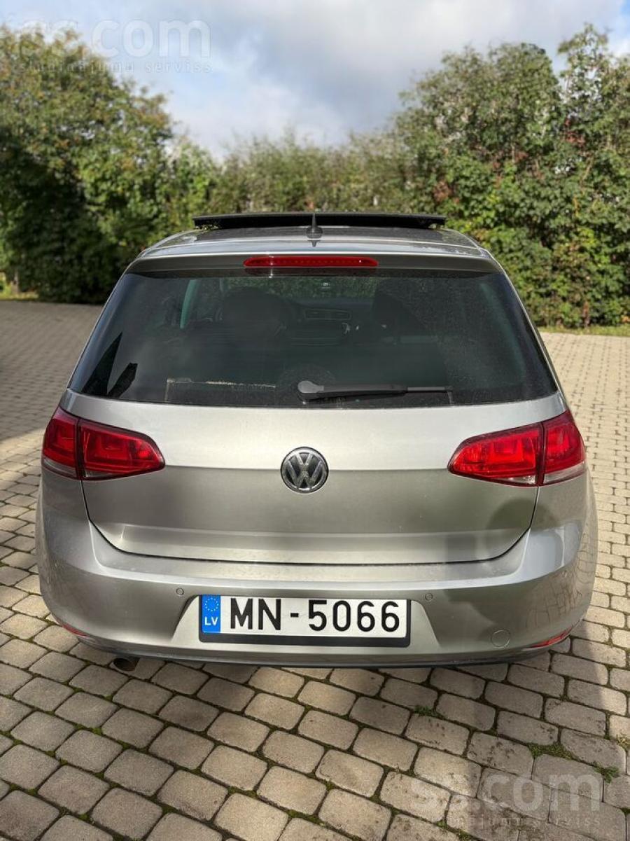 Grey Volkswagen Golf 2014 in Riga, with an engine capacity of 1.60 L and mileage of 255 thousand km for 6490 €, photo 4 on AUTOMOTO.COM.LV