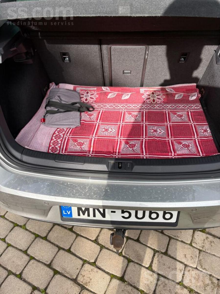 Grey Volkswagen Golf 2014 in Riga, with an engine capacity of 1.60 L and mileage of 255 thousand km for 6490 €, photo 8 on AUTOMOTO.COM.LV