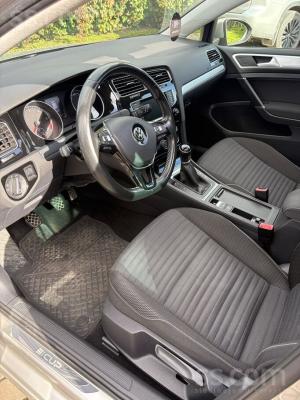 Grey Volkswagen Golf 2014 in Riga, with an engine capacity of 1.60 L and mileage of 255 thousand km for 6490 €, photo 13 on AUTOMOTO.COM.LV