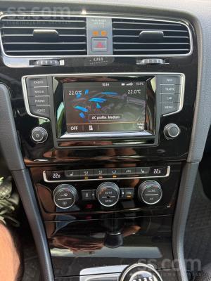 Grey Volkswagen Golf 2014 in Riga, with an engine capacity of 1.60 L and mileage of 255 thousand km for 6490 €, photo 16 on AUTOMOTO.COM.LV