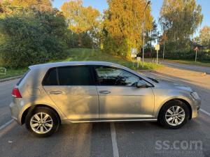 Grey Volkswagen Golf 2014 in Riga, with an engine capacity of 1.40 L and mileage of 65 thousand km for 8200 €, photo 6 on AUTOMOTO.COM.LV