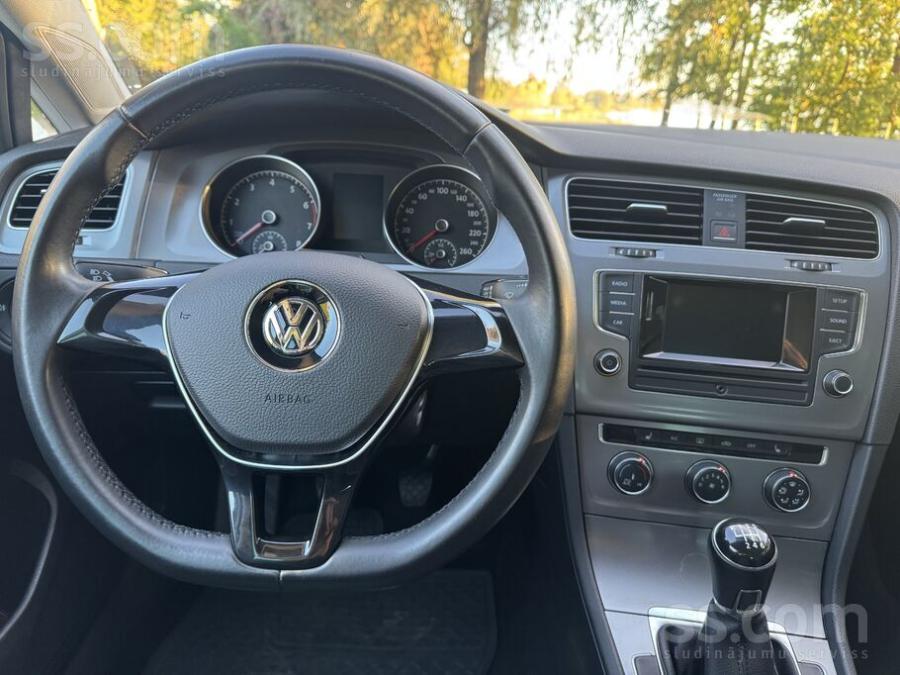 Grey Volkswagen Golf 2014 in Riga, with an engine capacity of 1.40 L and mileage of 65 thousand km for 8200 €, photo 9 on AUTOMOTO.COM.LV