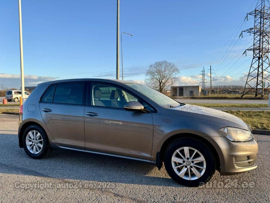 Grey Volkswagen Golf 2015 in Tallinn, with an engine capacity of 1.40 L and mileage of 65 thousand km for 9600 €, photo 1 on AUTOMOTO.COM.LV