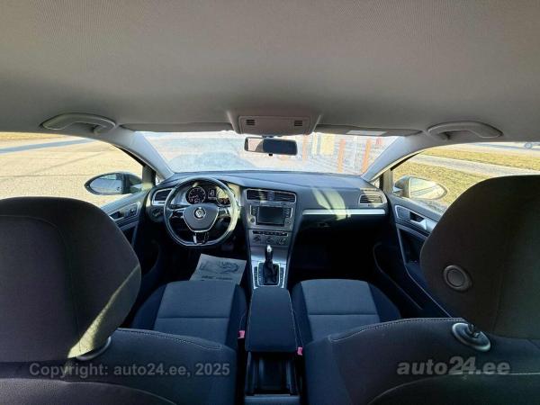 Pelēks Volkswagen Golf 2015 Tallina, ar dzinēja tilpumu 1.40 L un nobraukumu 65 tūkst. km par 9600 €, foto 11 vietnē AUTOMOTO.COM.LV