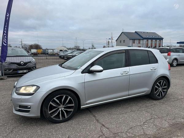 Pelēks Volkswagen Golf 2015 Marijampole, ar dzinēja tilpumu 1.20 L un nobraukumu 260 tūkst. km par 3250 €, foto 6 vietnē AUTOMOTO.COM.LV