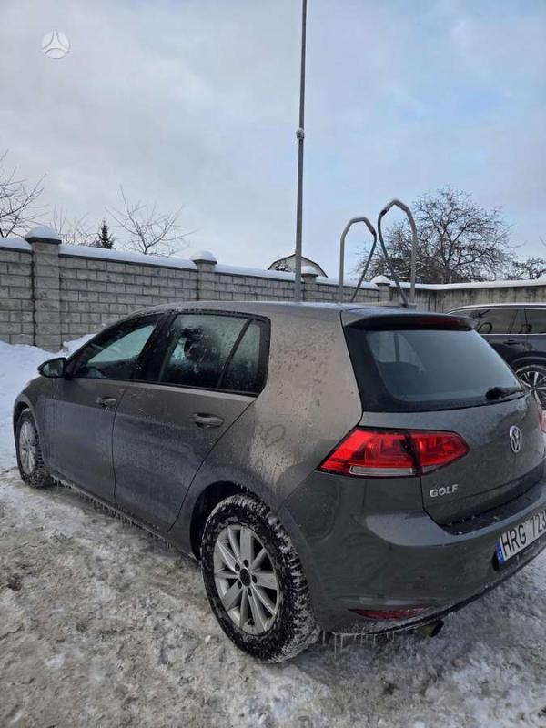 Grey Volkswagen Golf 2015 in Kaunas, with an engine capacity of 1.20 L and mileage of 159 thousand km for 7000 €, photo 4 on AUTOMOTO.COM.LV