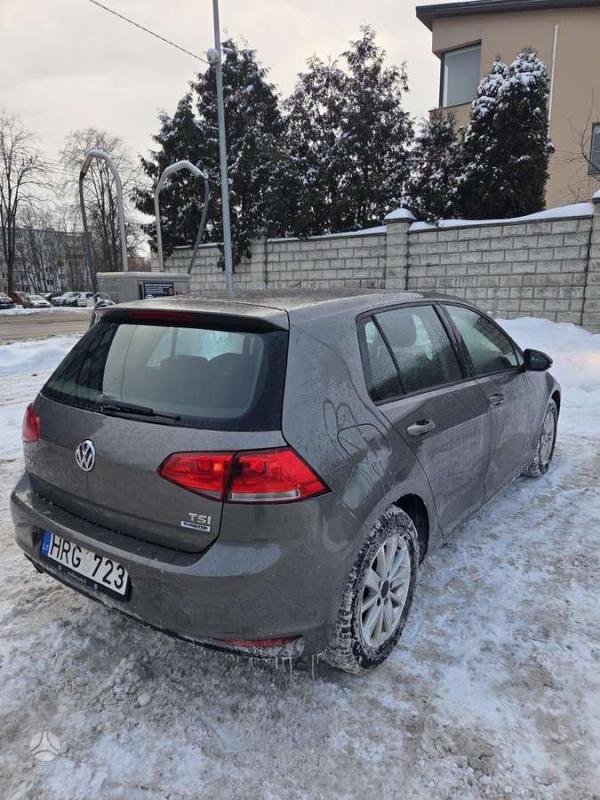 Grey Volkswagen Golf 2015 in Kaunas, with an engine capacity of 1.20 L and mileage of 159 thousand km for 7000 €, photo 5 on AUTOMOTO.COM.LV